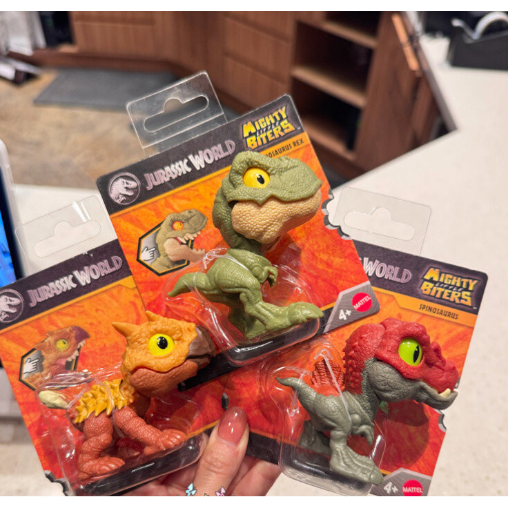 Universal Studios x Mattel Jurassic World Mini Dinosaur Action Figures ...