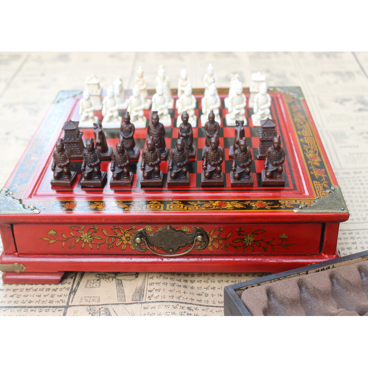 Antique Chess Small Western Warriors Chess Piece Wooden Desktop ...