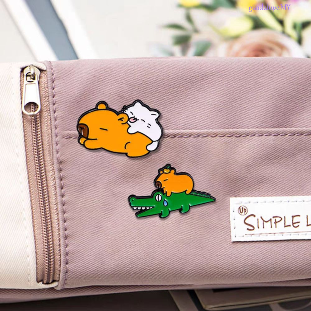 GUADALUPE Capybara Brooch, Duck Water Dolphin Animal Badge, Unique ...