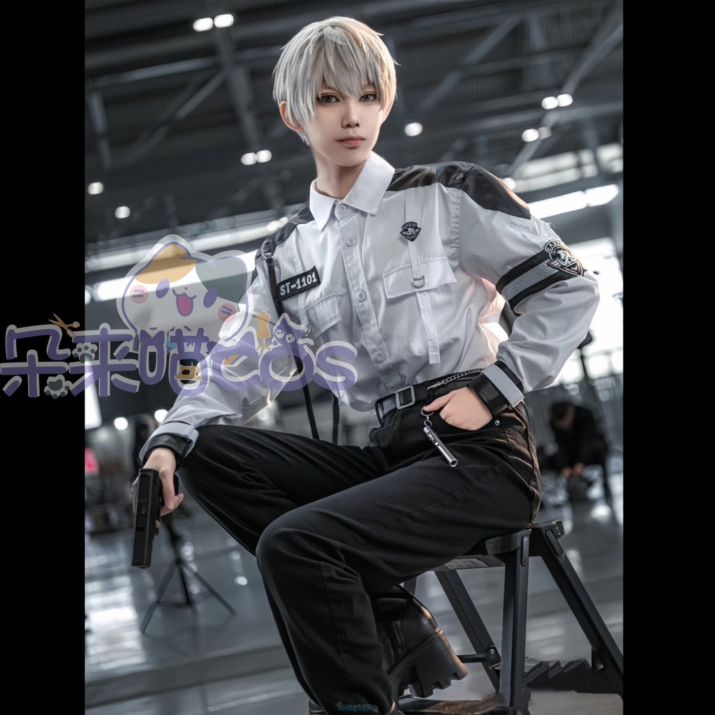 Captain Xavier cos Love and Deepspace cosplay Game Anime Performance ...