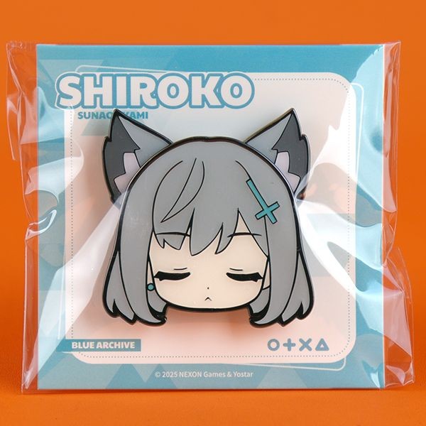 Sunaookami Shiroko Sleeping Ver. Metal Badge - Blue Archive 5cm ...