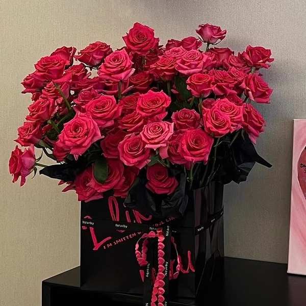 bunga hiasan pasu bunga hiasan pokok bunga hidup Floyd Rose Bouquet Hug ...