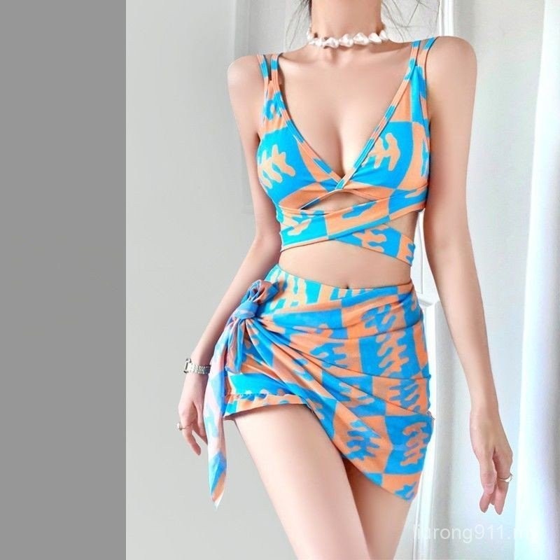 New Style Sexy Swimsuit Women Slimmer Look Split Laced Up Three Piece