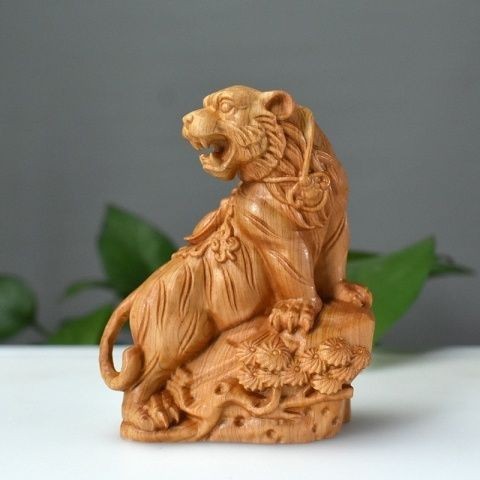 崖柏木雕刻老虎摆件上山虎卧室风水客厅装饰品家居镇宅十二生肖虎Yaba Wood Carving Tiger Ornaments Uphill ...