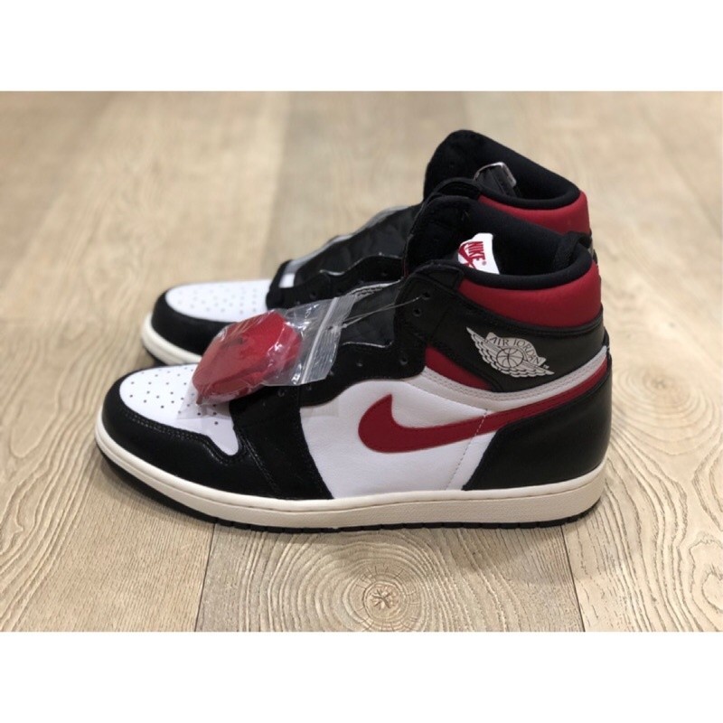 High Quality Nike Air Jordan 1 Gym Red Red Hook Black Toes Forbidden ...