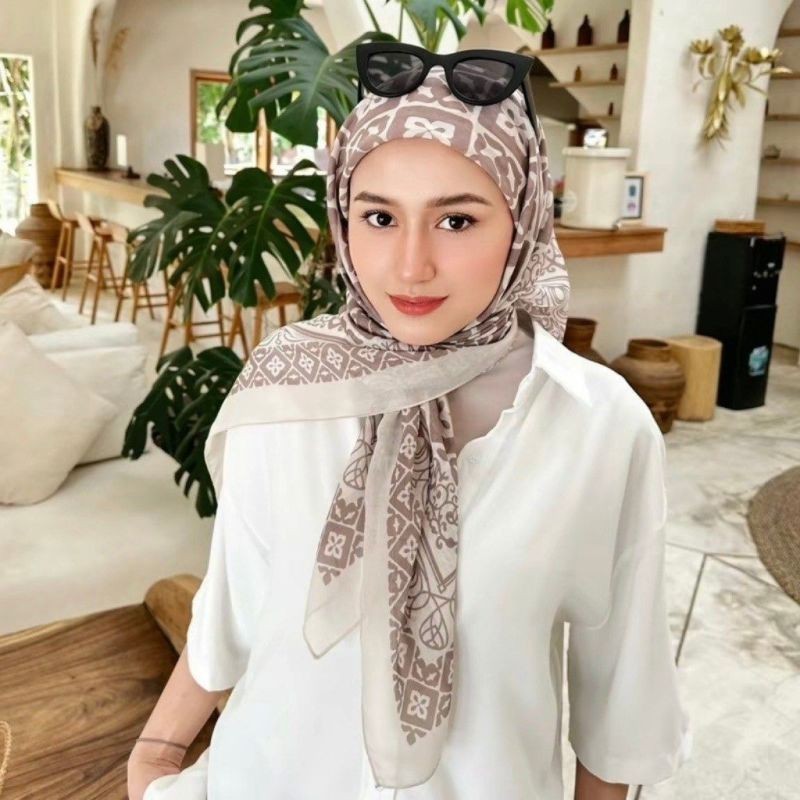 TUDUNG BAWAL PRINTED COTTON VOILE BAWAL Corak BIDANG 45 Long Wide ...