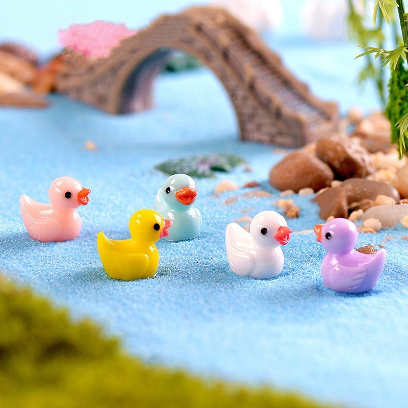 Creative Cartoon Little Yellow Duck Moss Micro Landscape Horticultural ...