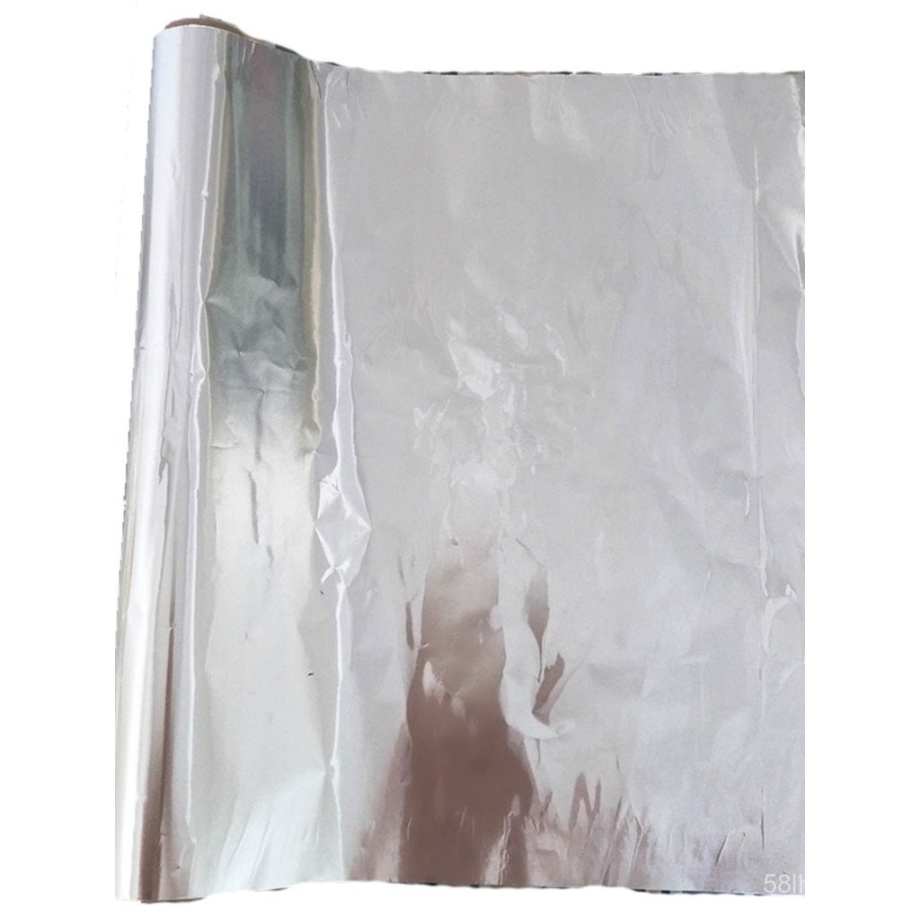 Kertas timah besar dengan pita, ambil gambar merah bersih, dinding ...