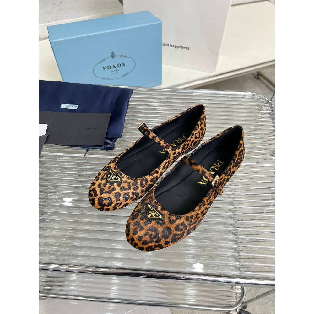 Prada Leopard Print Ladies Logo Ballet Flats | Shopee Malaysia