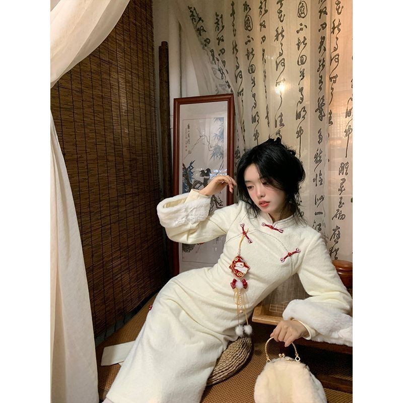 New Chinese Style Improved Cheongsam Dress Furry Embroidered Vest ...