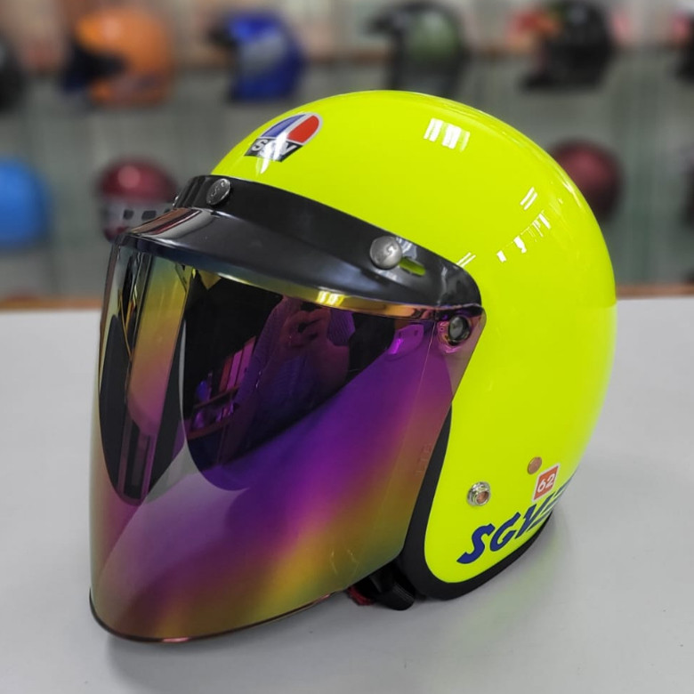 [XL Size] SGV 62 Special Edition Valentino Yellow Helmet VR46 Topi ...