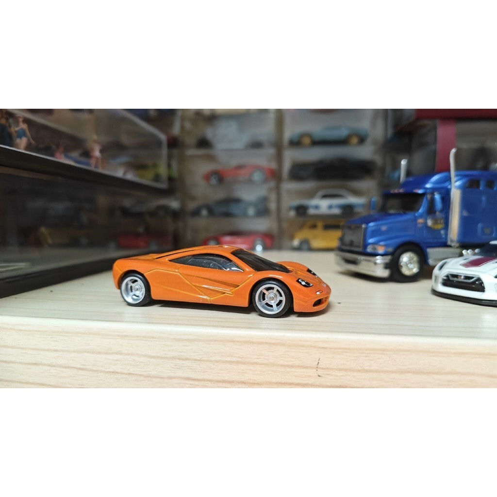 Hot Wheels 1/64 Scattered Car McLaren f1 Change Wheel Drop Hanging ...