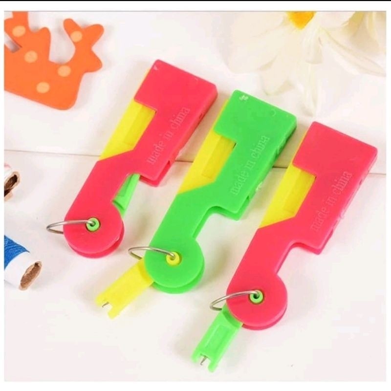 MATA Thread Inserting Tool Into a Needle Sewing Grandma's Eyes | Shopee ...