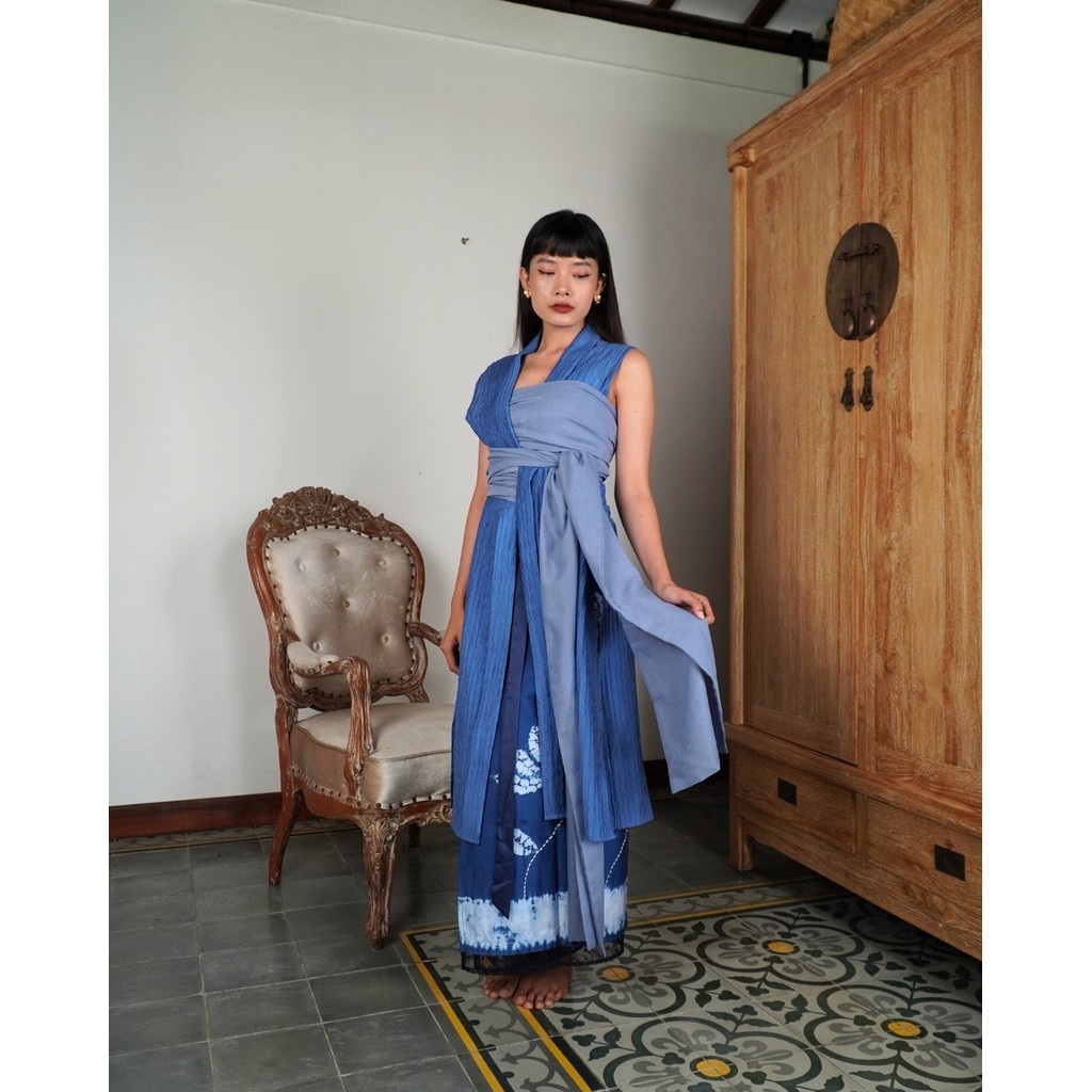 Outer ASMARA Kemben Sleeveless Detachable (Unassembled Kebaya) - Blue ...