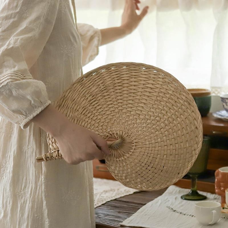 Peach-shaped Palm Leaf Fan Antique Style Zongye Leaf Hand-Woven Cool Pu ...