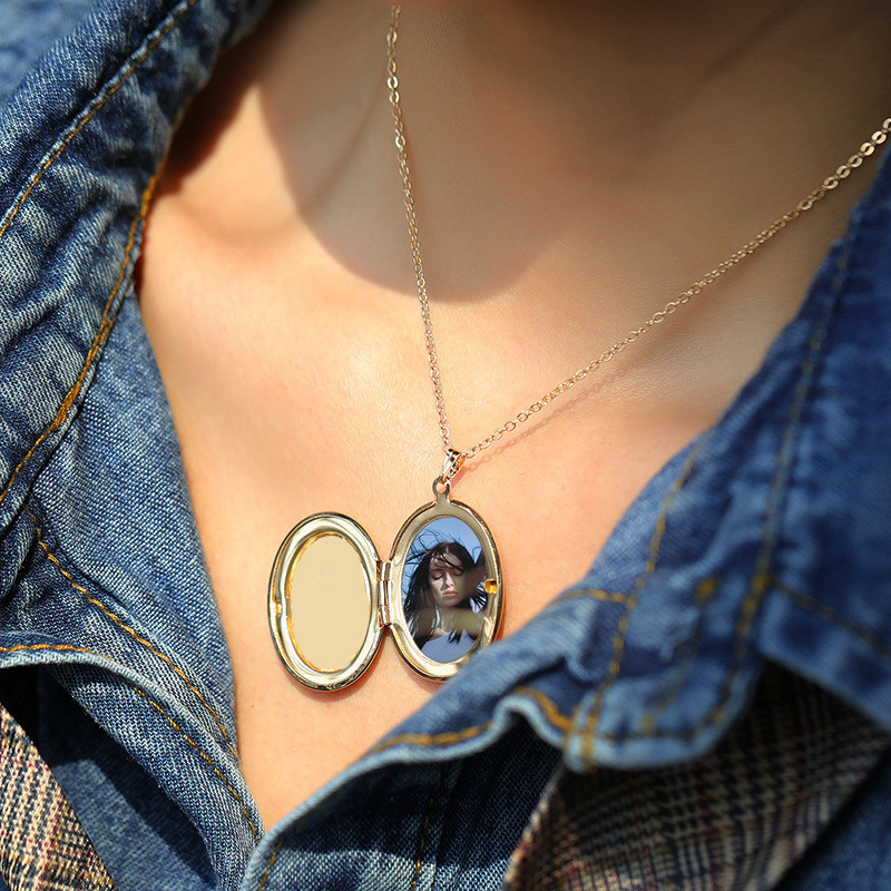 Personalized Photo Locket Necklace 18K Gold Stainless Steel Necklace ...