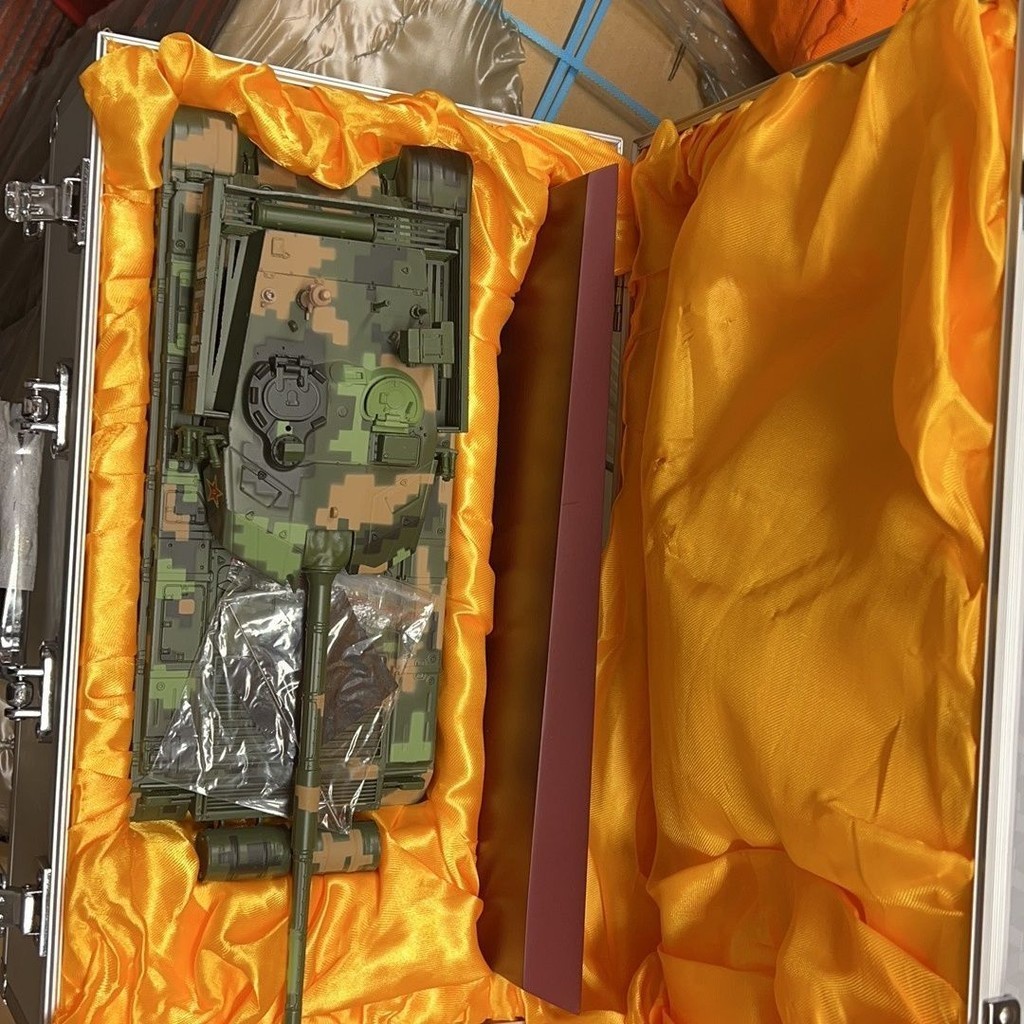 99 Main War Style Tank 1: 30 Aluminum Box Packaging Alloy Tank Model ...