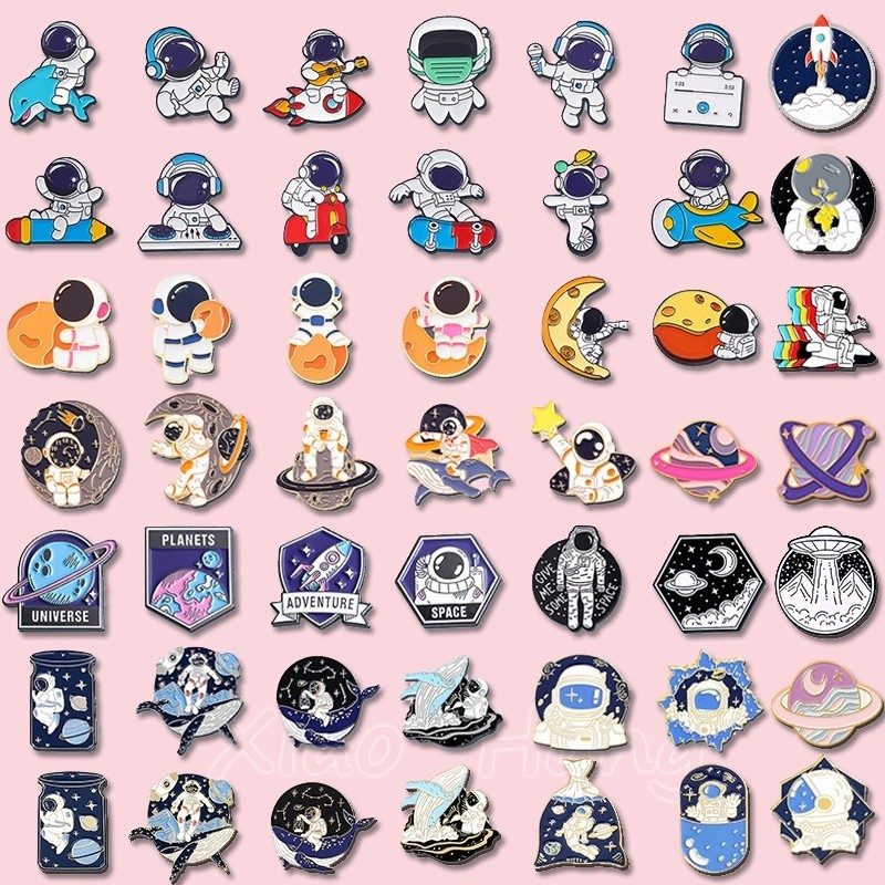 XHsubJoinSmaller Creative Astronaut Enamel Pins Cartoon Spaceman Planet ...