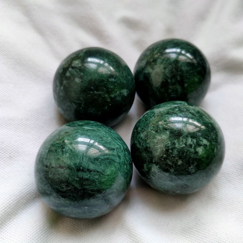 Medicine King Stone Fitness Ball Tibetan Jade Solid Handball Massage ...