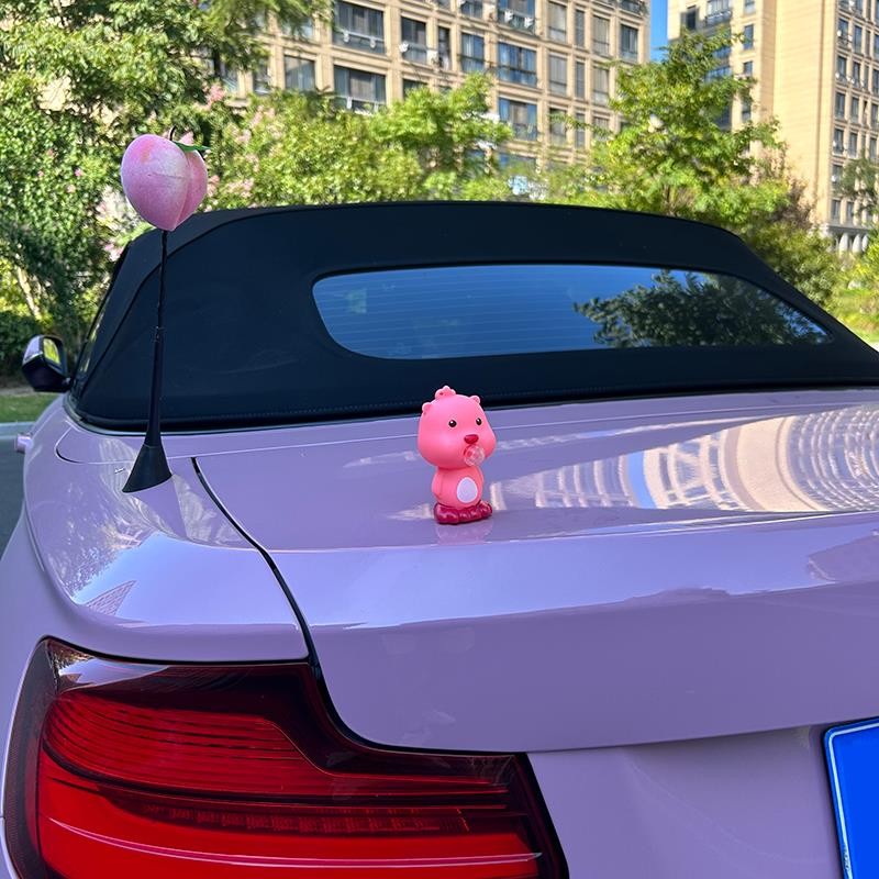 Beaver Ruby Spit Bubble Car Rear Pendant Healing Series Decompression ...