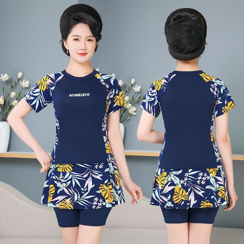 Mom swimsuitmiddle-aged and elderly woman with belly-coveringmother's ...