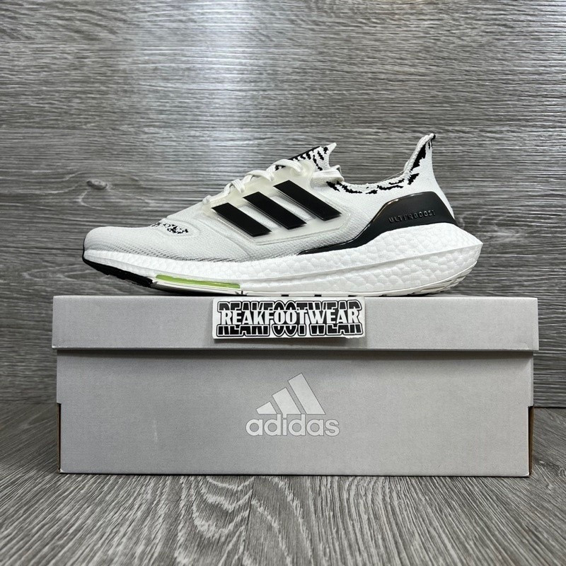 Adidas Ultraboost 22 Non Dyed Zebra GX5573 BNIB BSAF BOOST | Shopee ...