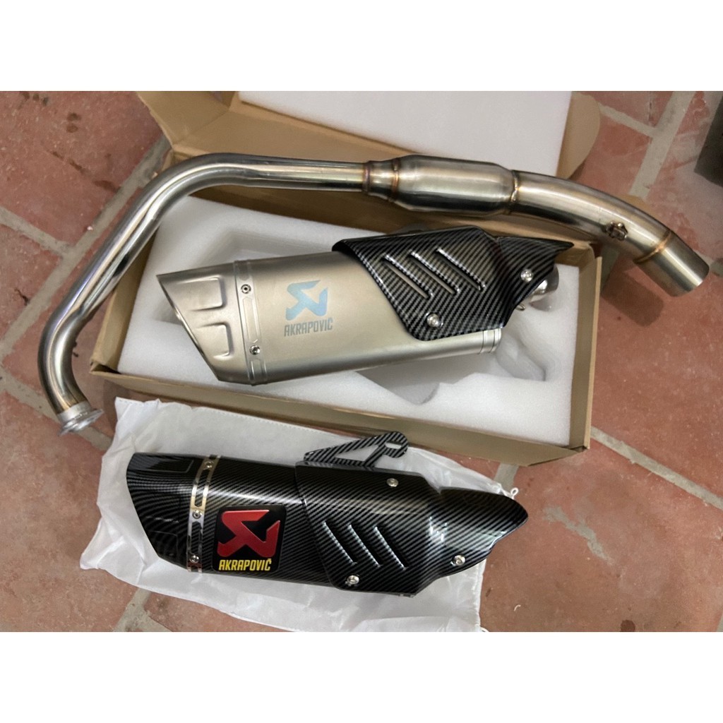 Akrapovic R1 exhaust, Ak R1 exhaust with genuine engraved stamp + Full ...