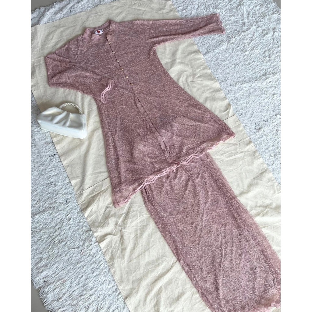 Teeja Lace Kebarung With Full Lining | Shopee Malaysia