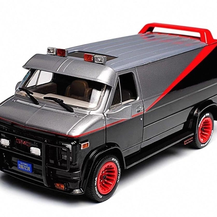 Foreign Trade 1/24 Alloy Car 1983 GMC Vandura Van A-TEAM Van Police Car ...