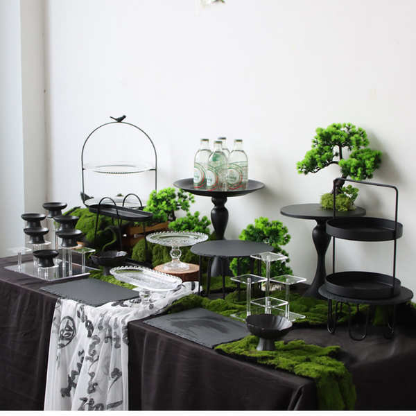 dessert table display set cake stand raya 2025 Black Dessert Table ...