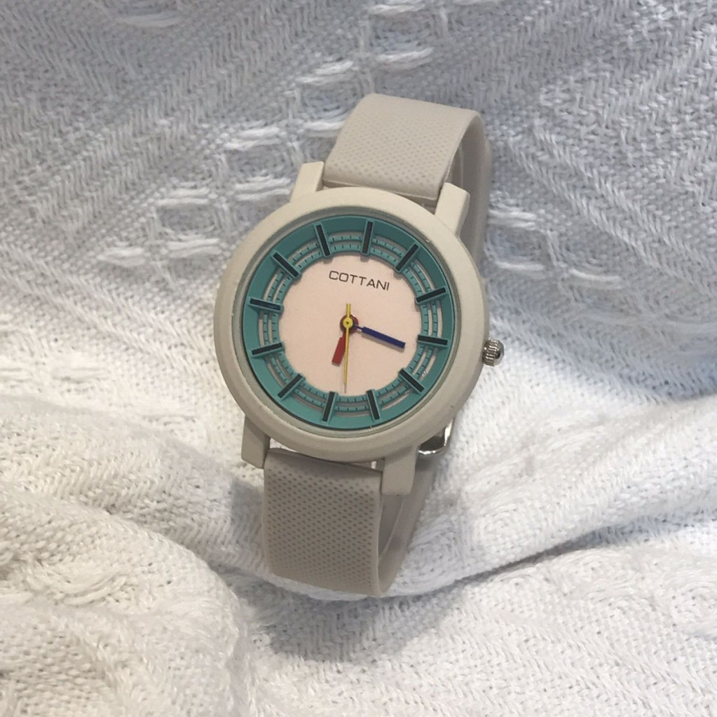 Original High School Students Girls Niche High-Appearance Simple Quartz ...