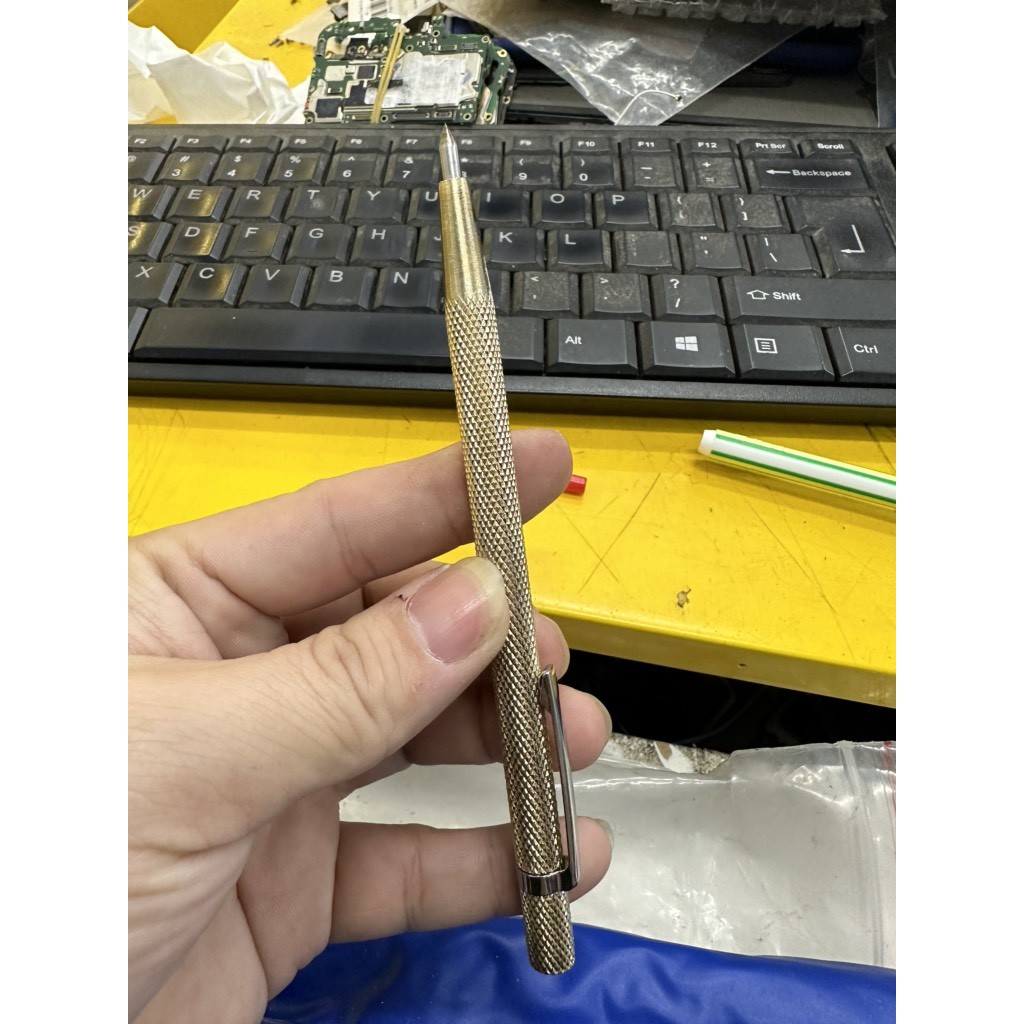 Metal eyelid chisel pen (glass breaking pen) | Shopee Malaysia