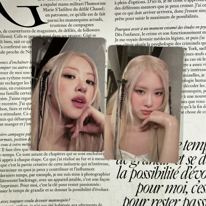 Black blackpink Park Chae Young 2024 Christmas Desk Calendar Selfie Card Black Bow Ribbon Face ...