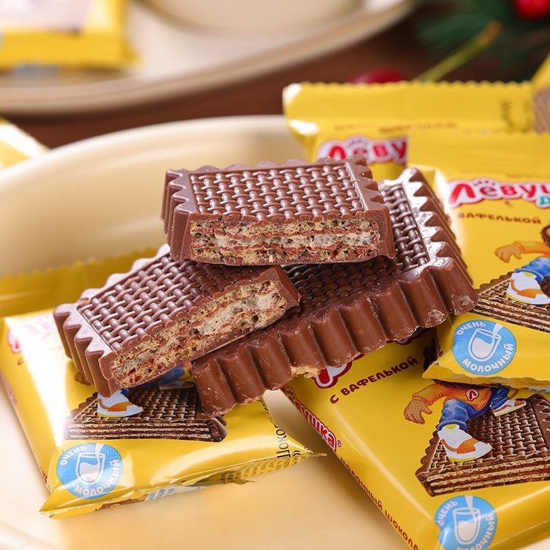 Russia Original Packaging Imported Milk Chocolate Sandwich Biscuits ...
