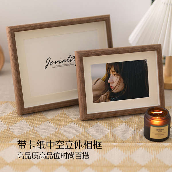 frame gambar besar dinding Bingkai foto bunga kering yang digantung di ...