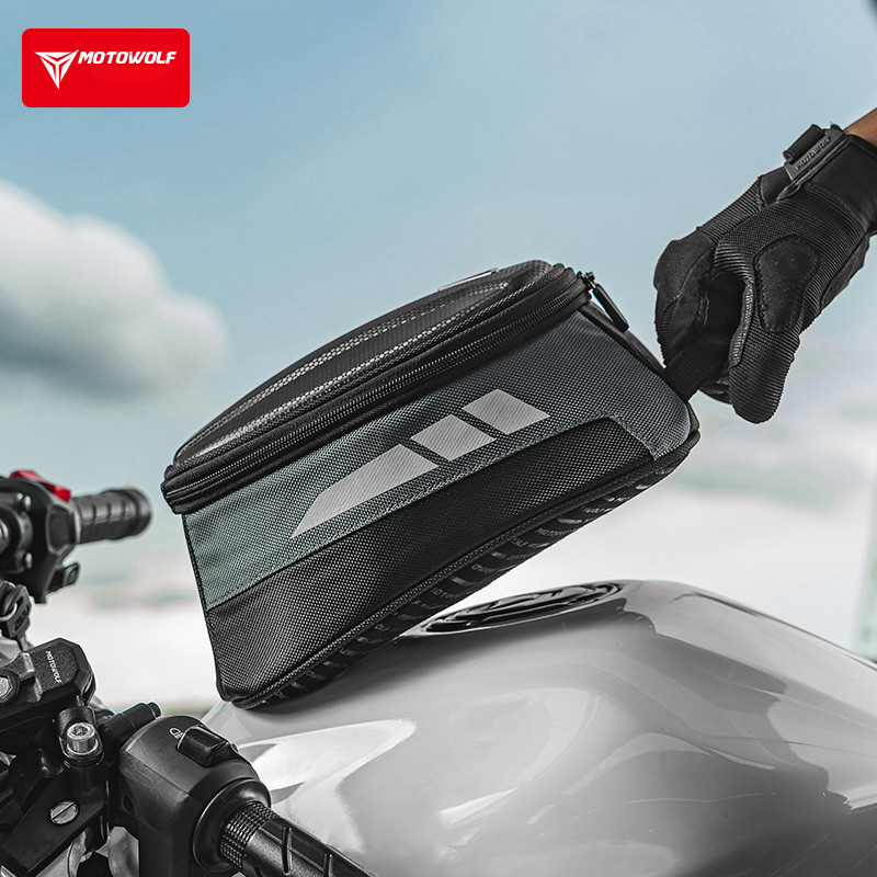 MOTOWOLF motorcycle fuel tank bag, rider riding waterproof, wear ...