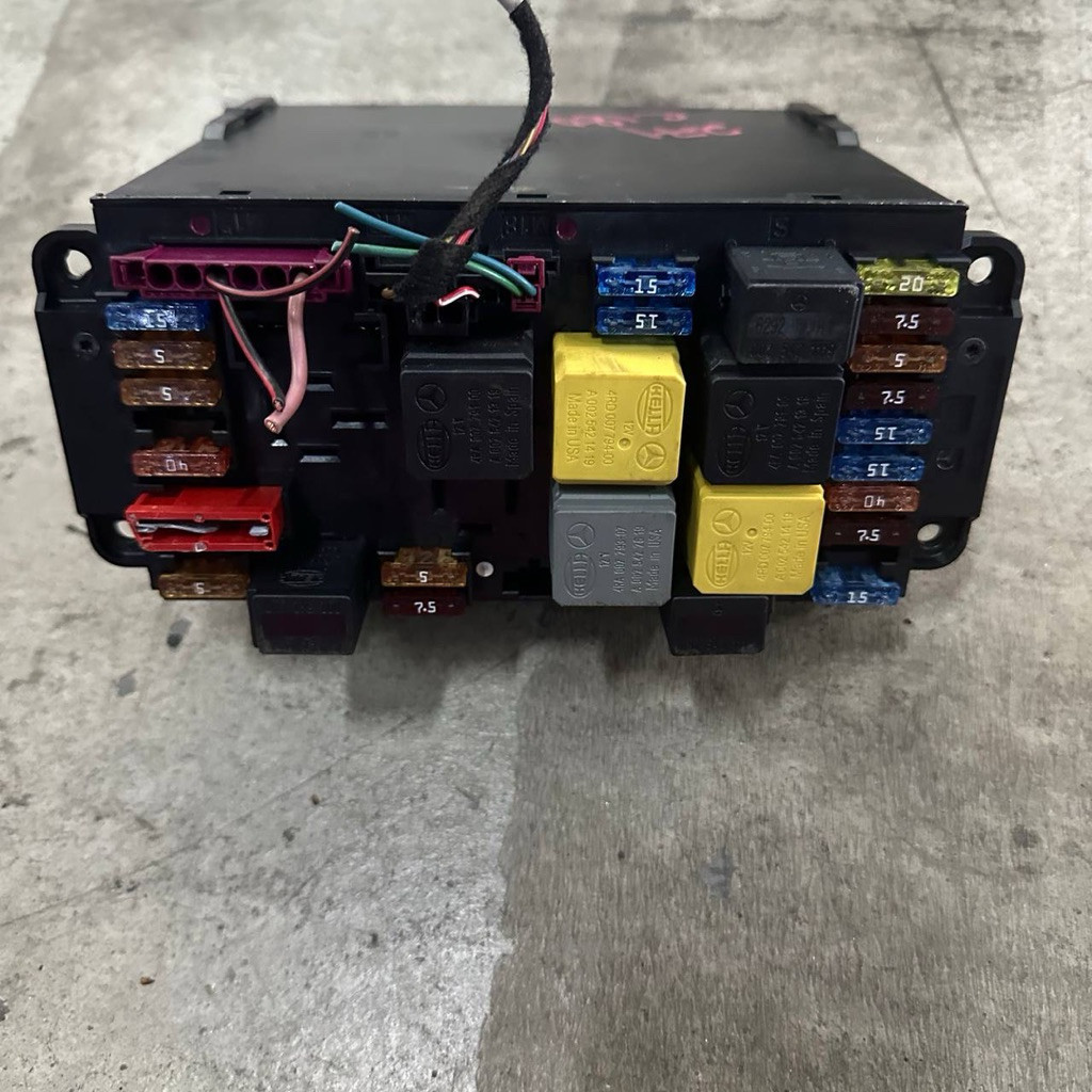 Mercedes W203 Front Sam Control Module ORIGINAL USED FROM JAPAN ...