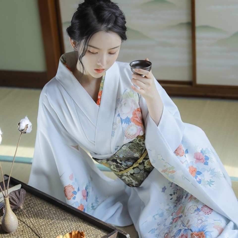 Japanese Yukata Cosplay Photobook - Traditional Retro Dress with ...