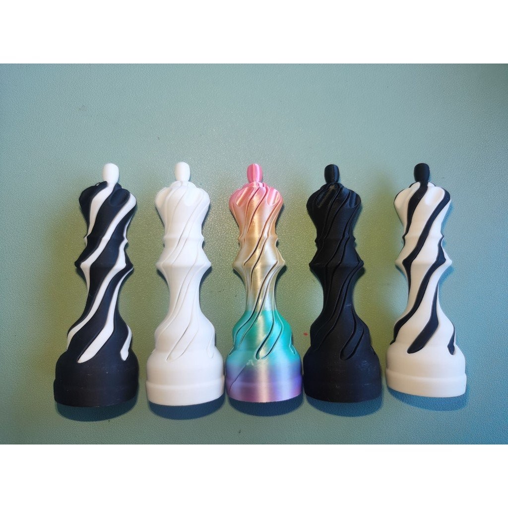 3D Printing Through Chess Crown Chess Piece Rotating Chess Piece ...