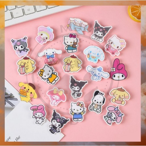 Cute Cartoon Character Brooch Acrylic Cartoon Cat Bunny Doggy Cute ...