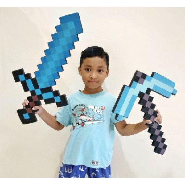 My World EVA Foam Diamond Pickaxe Axe Hammer Sword Model Toy Children's ...