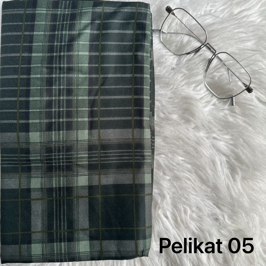 PELIKAT KAIN BATIK / KAIN BATIK BORNEO SARAWAK / KAIN BATIK HALUS ...