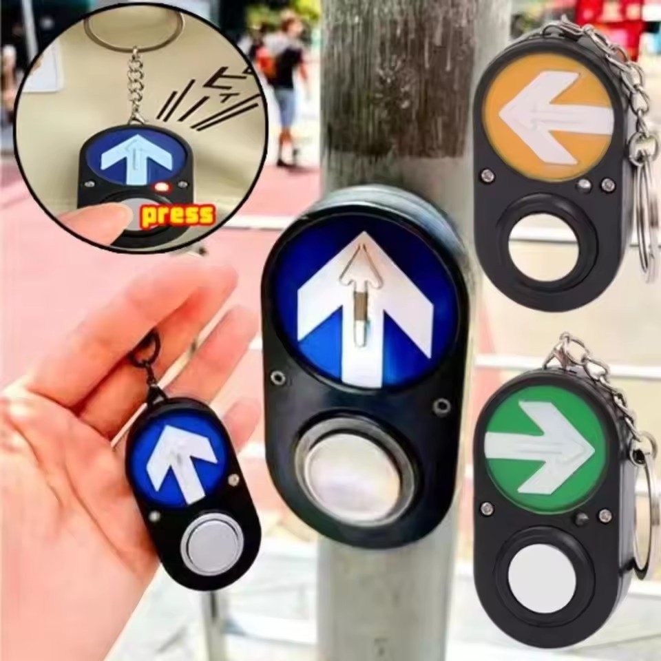 Unique Flash with Sound Traffic Light Keychain - Creative Sidewalk ...