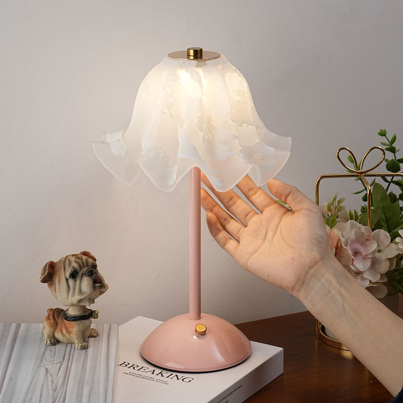 Pink Flower Lamp table Desk Lamp Bedroom Bed Light Pink Girl Atmosphere ...