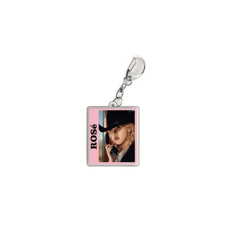 BLACKPINK Keychain Concert Merchandise Kim Jenny JENNIE Park Chae Young ...