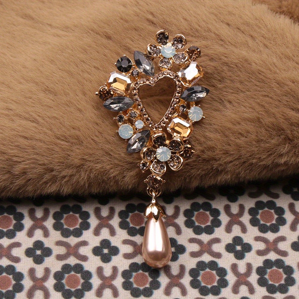 Retro and Versatile Palace-style Crystal Corsage Fashionable ...