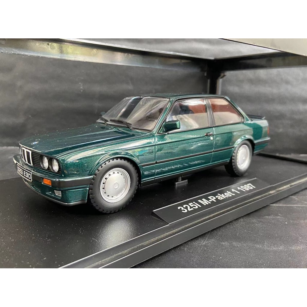 Kk scale 1/18 BMW 3 Series BMW 325i 1987 M3 E30 Wheel Car Logo Wrong ...