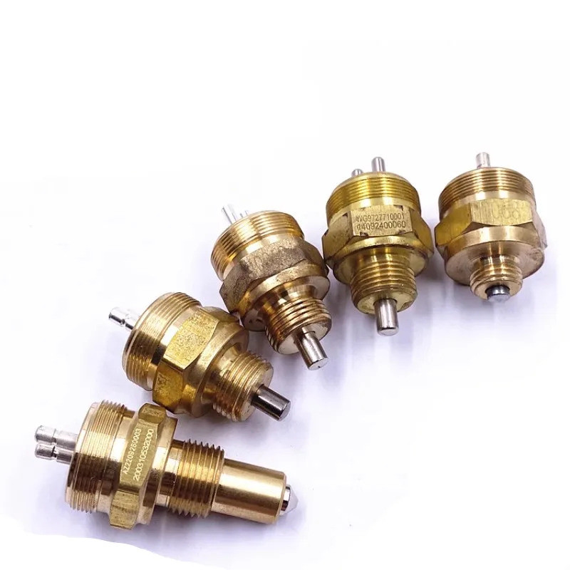 For CNHTC SINOTRUK HOWO Neutral Pressure Switch A7 H7 HOKA GOLDEN ...