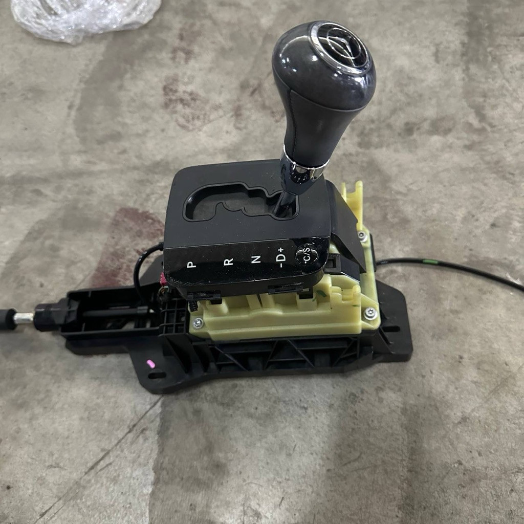 Mercedes W245/A169 gear shifter trim/gear electric module and gear knob ...