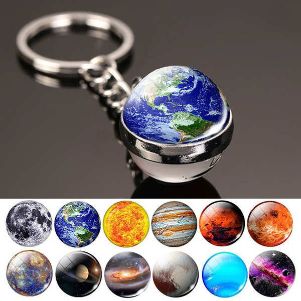 keychain cute keychain kereta Rantai kunci planet kosmik noctilucent ...